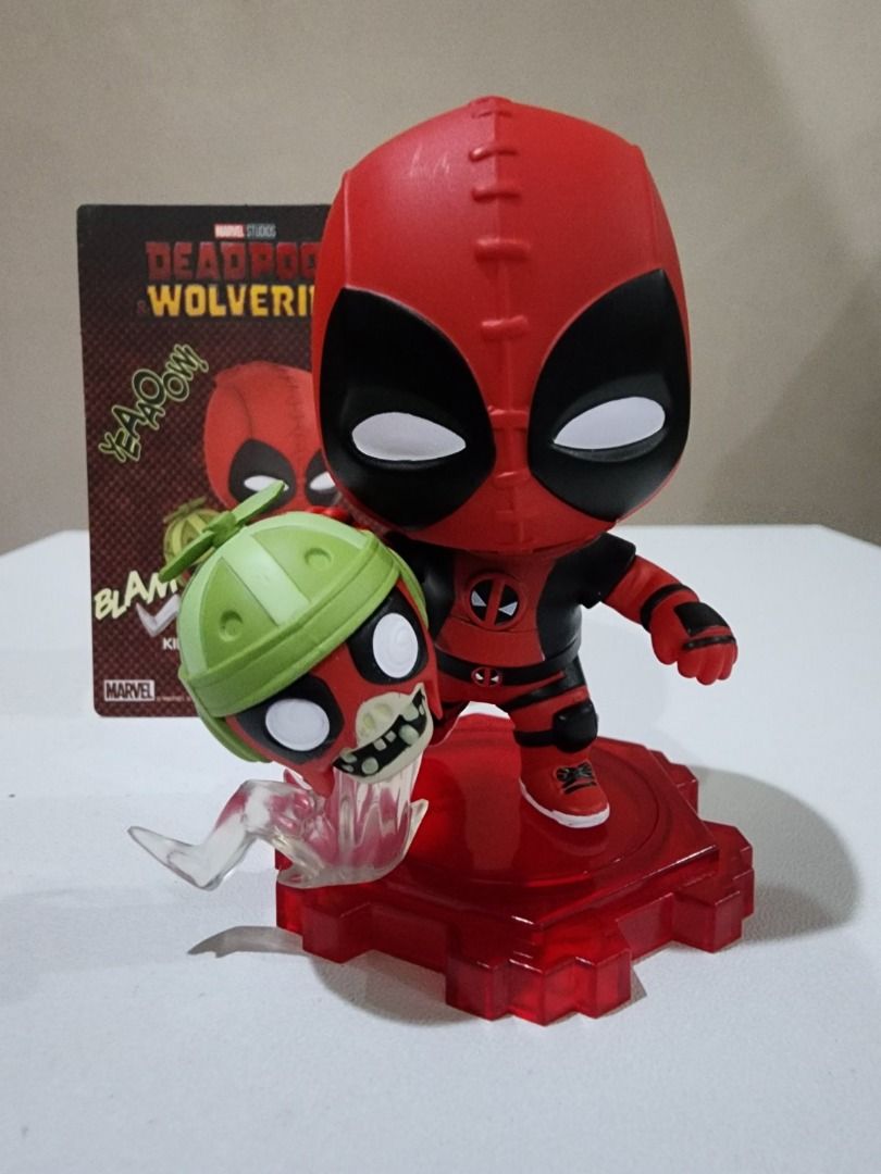 Hot Toys Cosbi Marvel Collection Kidpool and Headpool from the movie ...