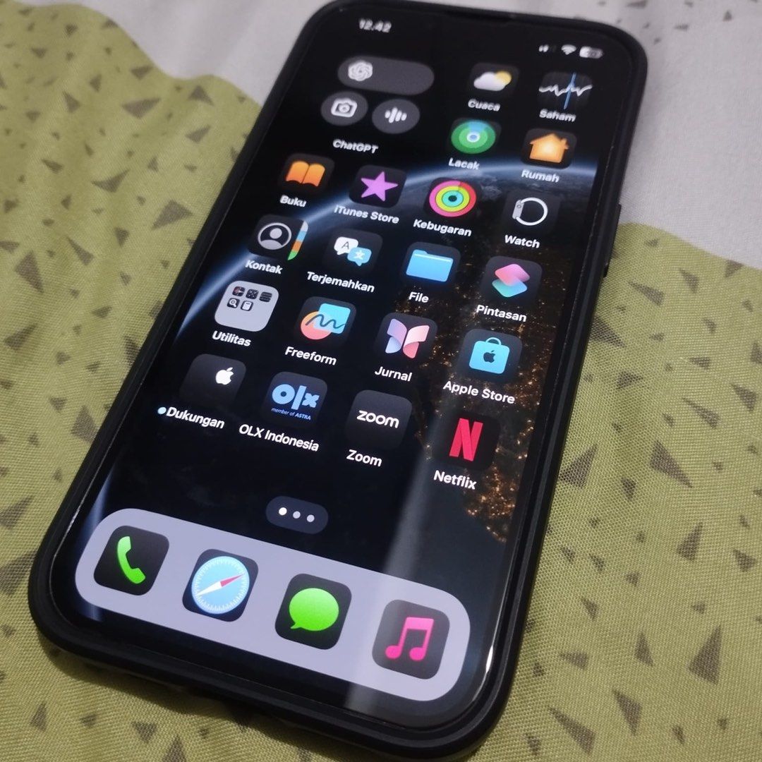 Iphone 13 mulus ibox, Telepon Seluler & Tablet, iPhone, iPhone 13 Series di Carousell