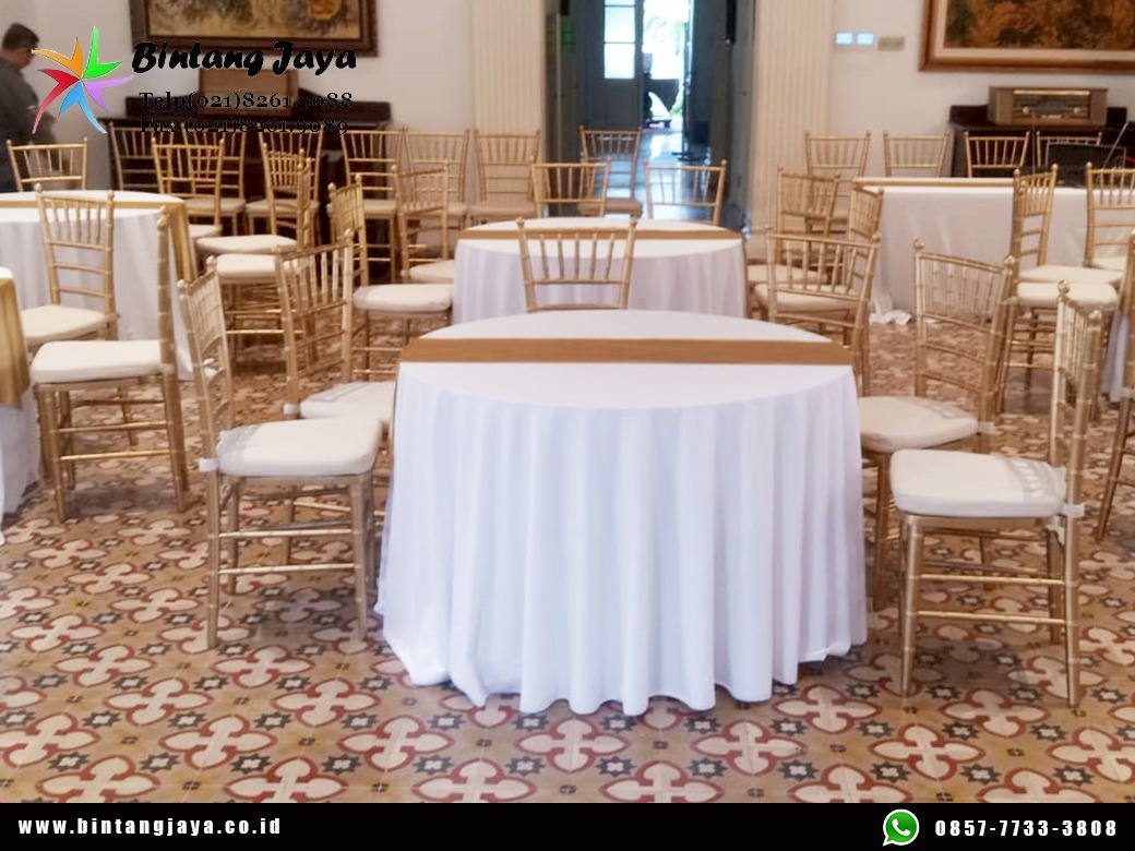 Jasa Sewa Kursi Tiffany Dan Round Table Event Gedung 82 Cikini Jakarta ...