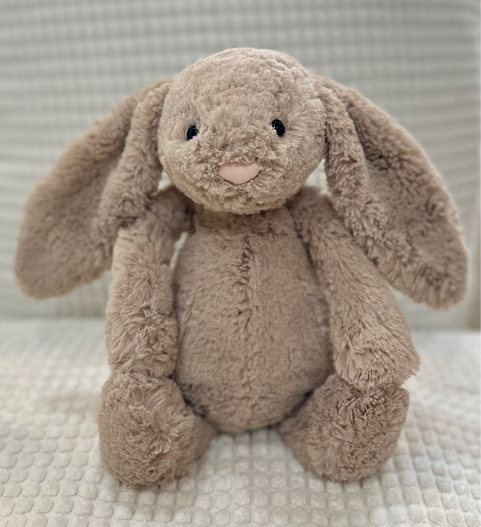 Jellycat Bashful Beige Bunny Medium, Hobbies & Toys, Toys & Games on ...