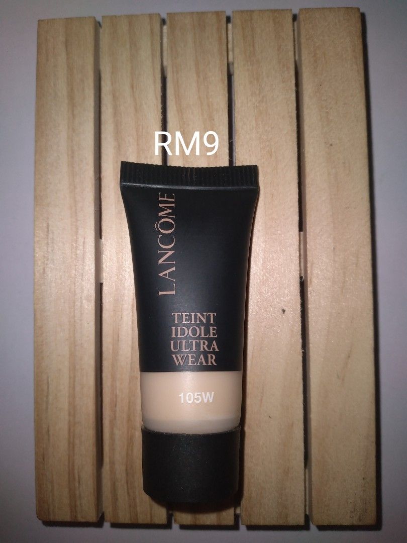 LANCOME 5ml ultra wear spf 35 #105W, Beauty & Personal Care, Face ...
