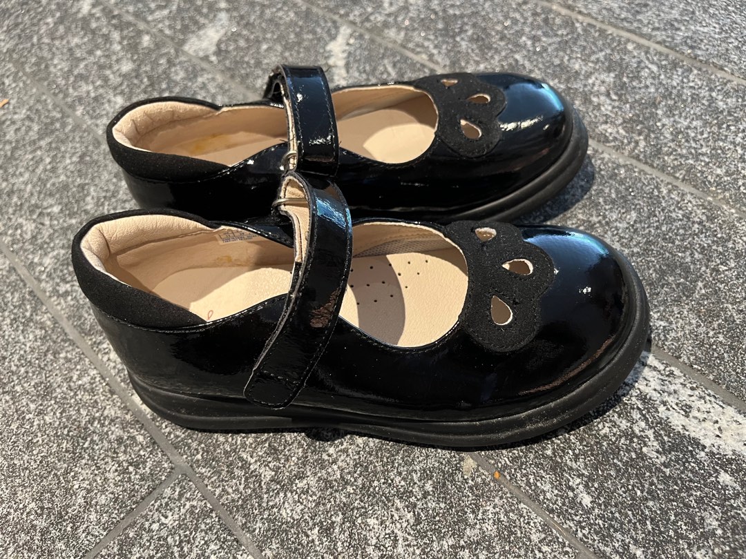 Little Blue Lamb Patent Leather Mary Janes - Size 11, Babies & Kids ...