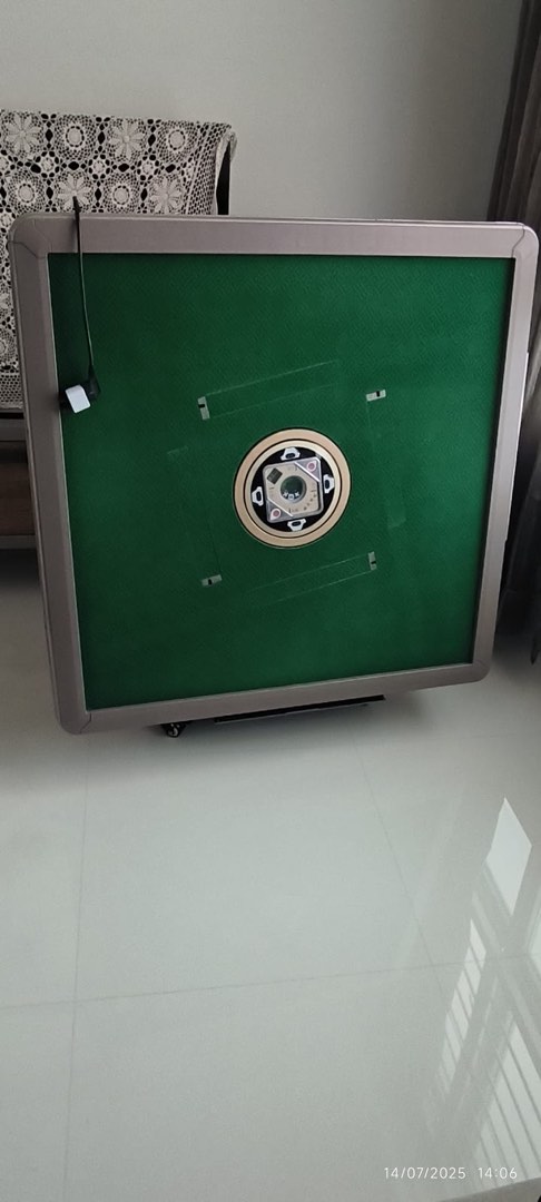 mahjong fully automatic table, Hobbies & Toys, Toys & Games on Carousell