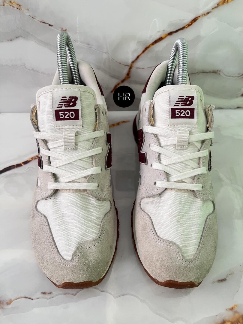 New Balance 520, Fesyen Wanita, Sepatu di Carousell
