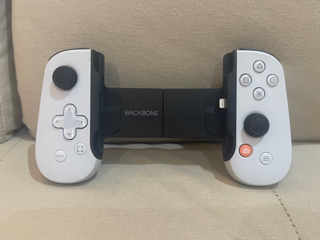 Playstation Backbone (For iPhone not type C), Video Gaming, Gaming ...