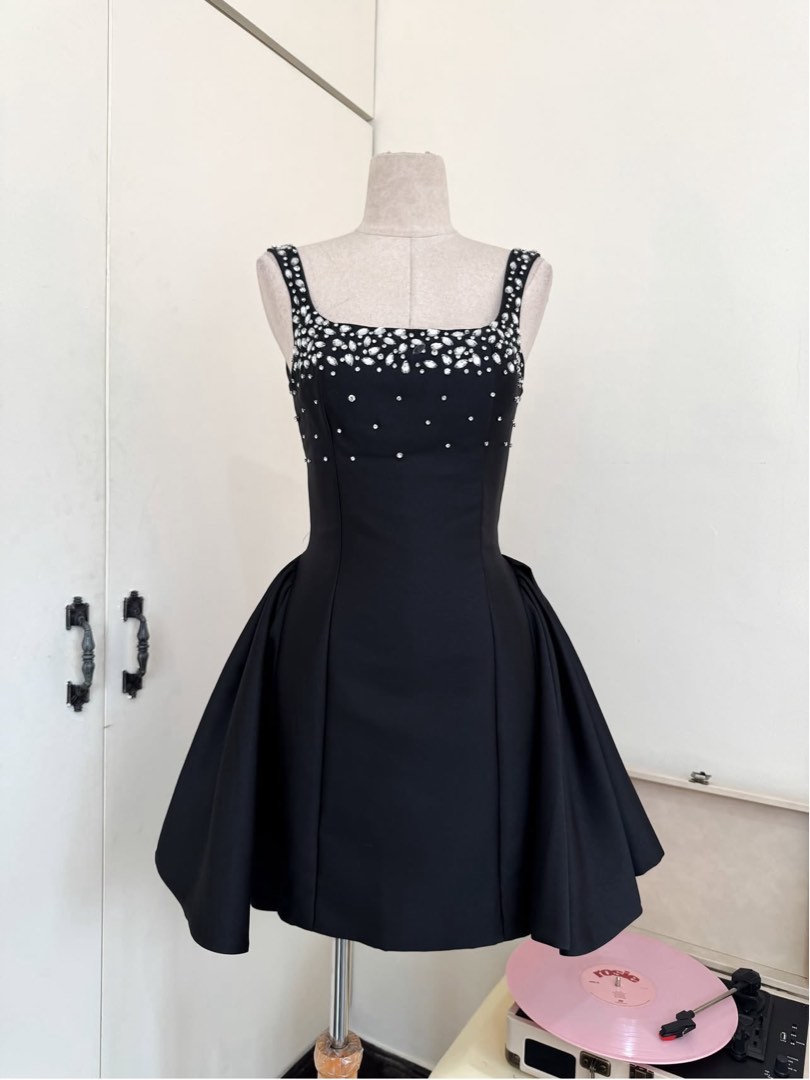 Prenup, Photoshoot, Graduation, Wedding, Event, Formal, Elegeant Dress ...