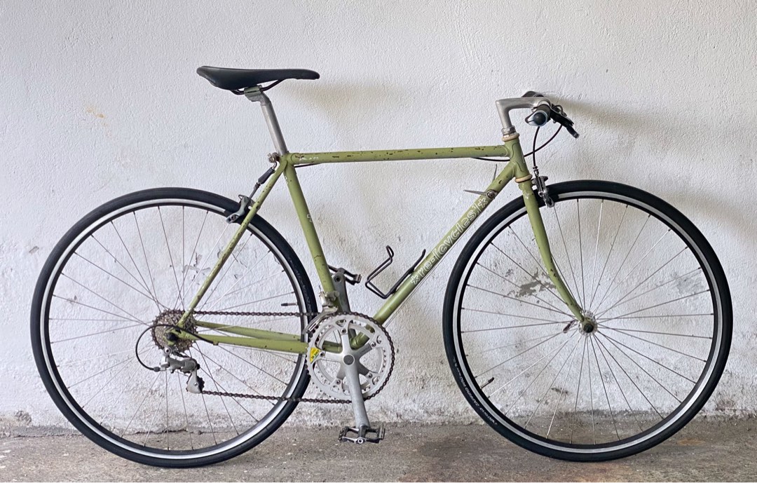 Vintage Cromoly Steel Tubing Road/Cummuting Bike 700c, Sports Equipment ...