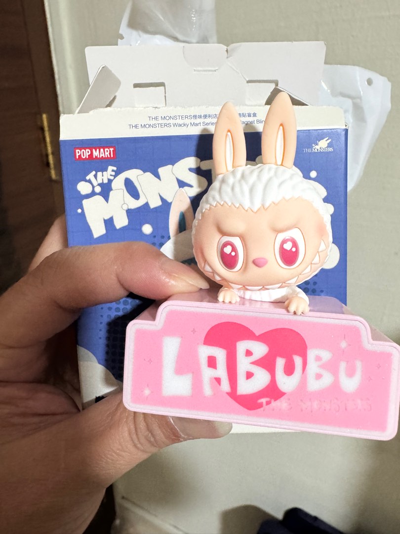 WTS POPMART THE MONSTERS LABUBU Wacky Mart Series-Fridge Magnet [SECRET ...