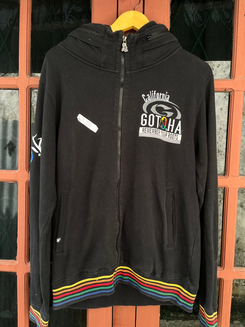ZIP HOODIE PRIA GOTCHA UK M, Fesyen Pria, Pakaian , Baju Luaran di Carousell