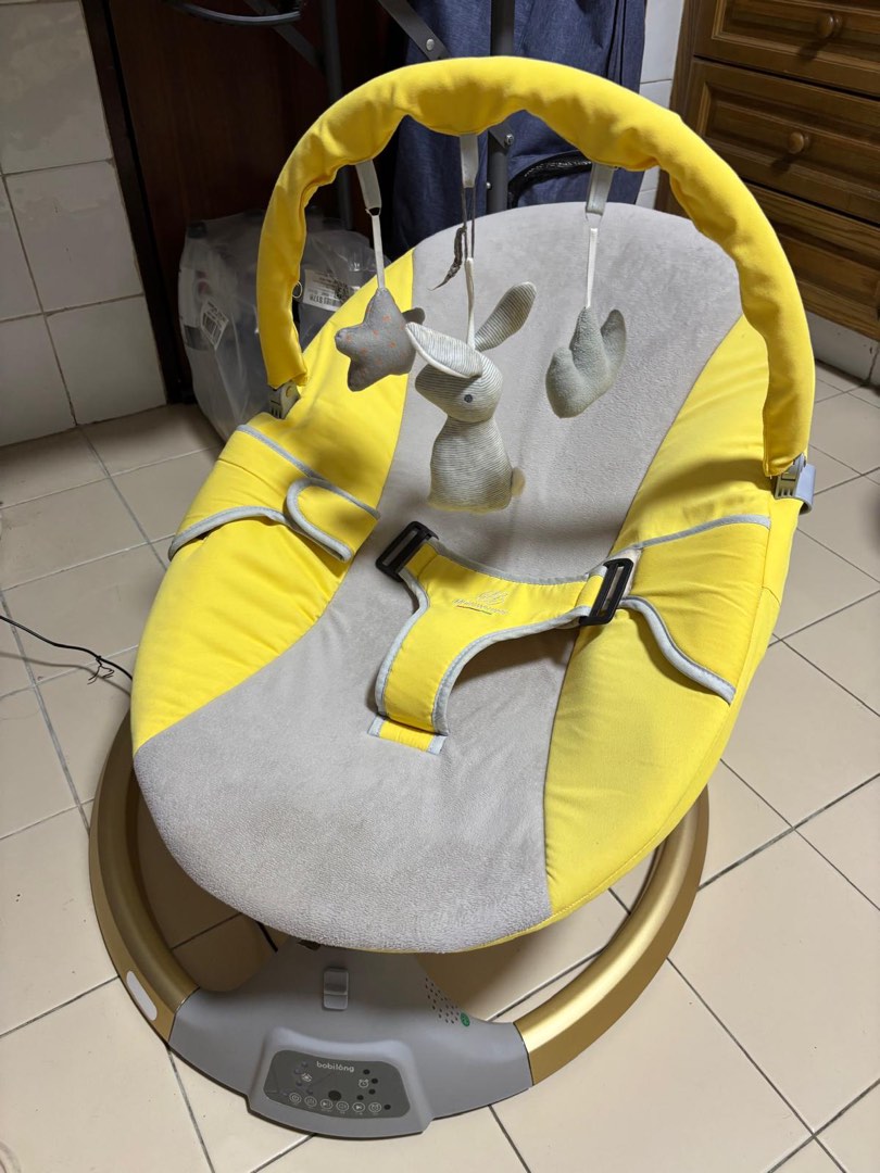 Baby Motion Rocker / Swing, Babies & Kids, Baby Nursery & Kids ...