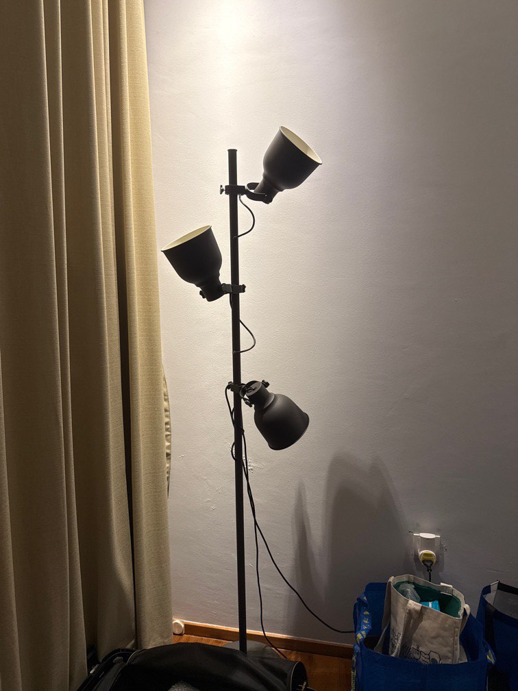 Black 3-Head Floor Lamp, Furniture & Home Living, Lighting & Fans ...