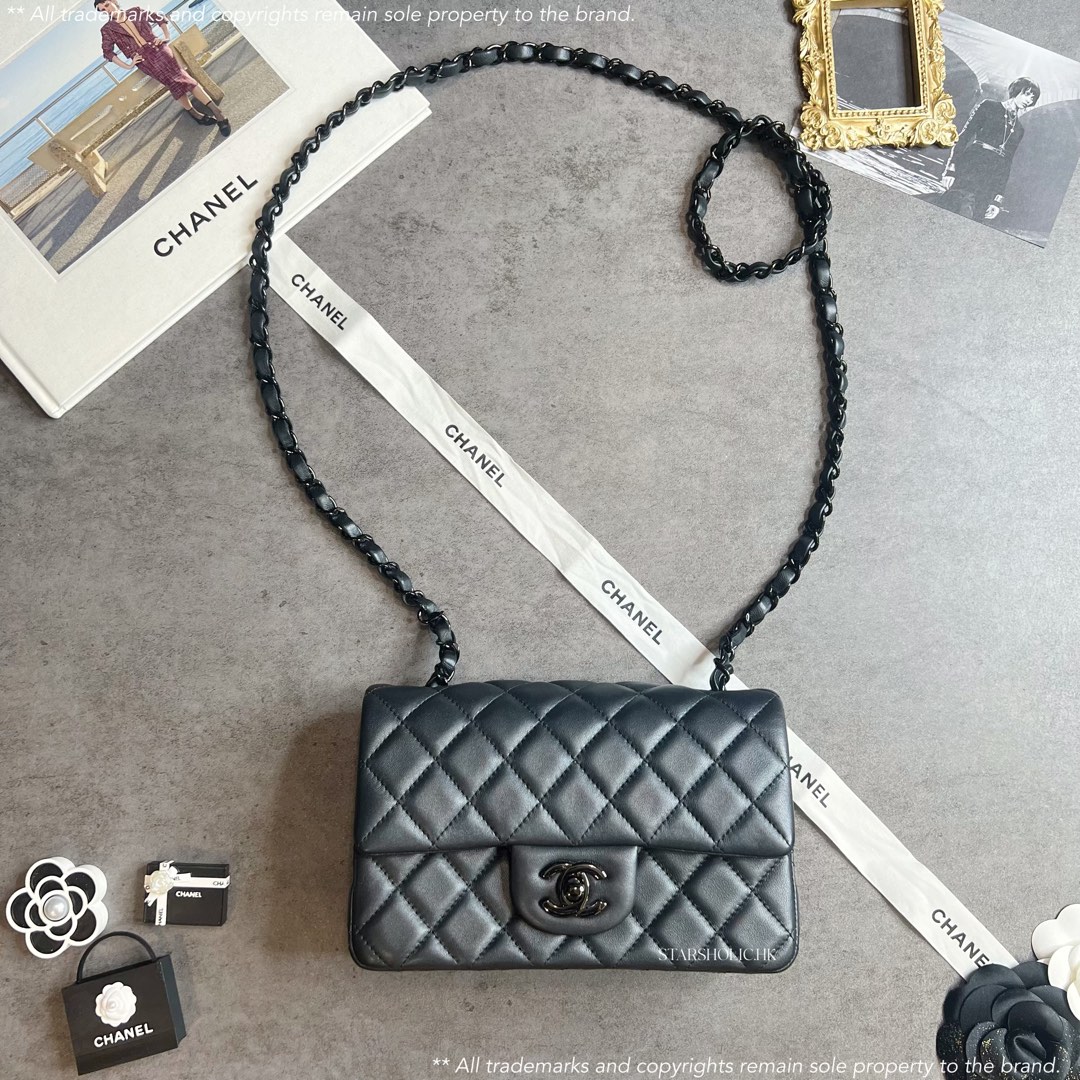 CHANEL Mini Classic Flap 20cm (So Black), 名牌, 手袋及銀包 - Carousell