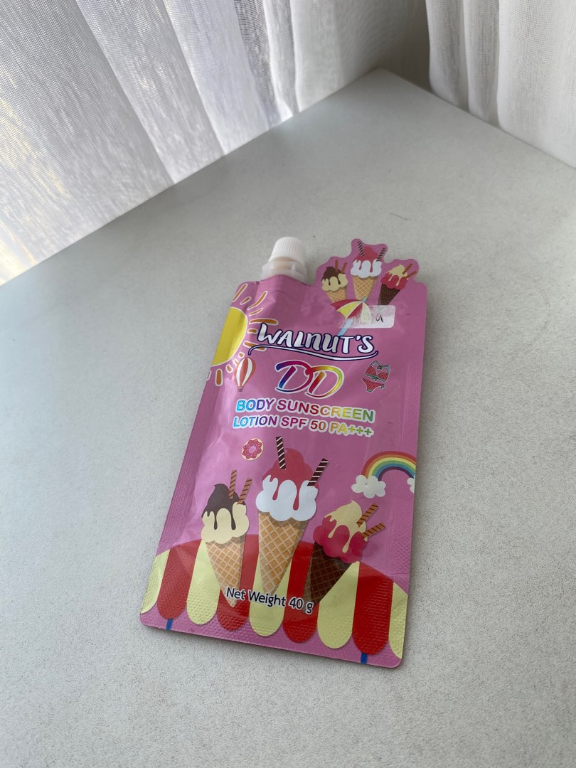 dd walnuts body sunscreen spf 50 pa+++, Kesehatan & Kecantikan, Kulit ...
