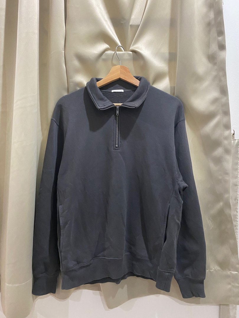 GU Halfzipper, Men's Fashion, Activewear on Carousell