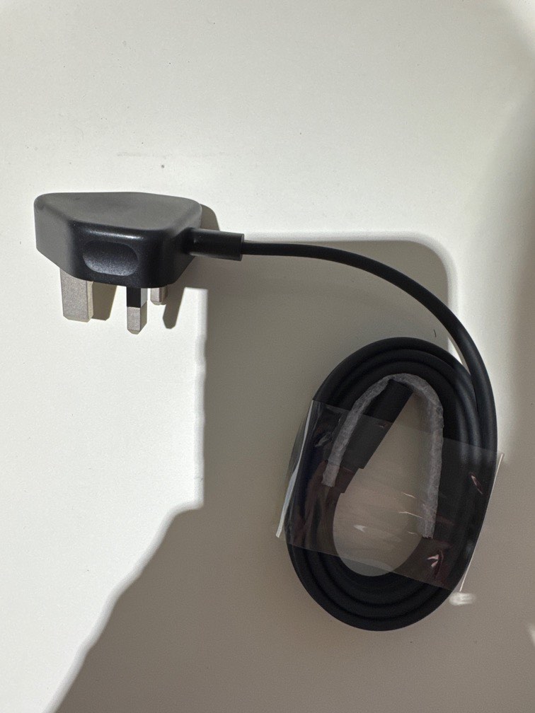 Mac Mini UK 3 Pin Power Plug, Computers & Tech, Parts & Accessories ...