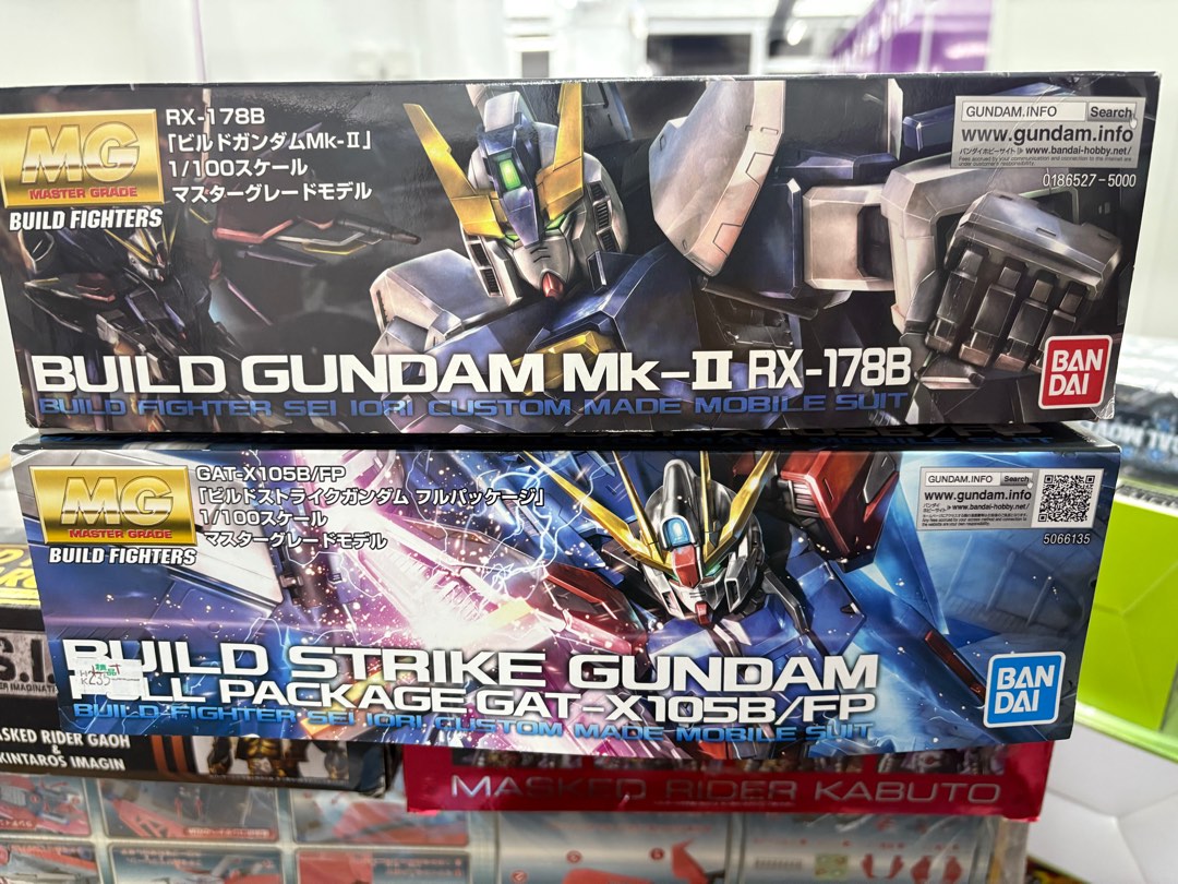 MG BUILD MKII+BUILD STRIKE, 興趣及遊戲, 玩具 & 遊戲類 - Carousell