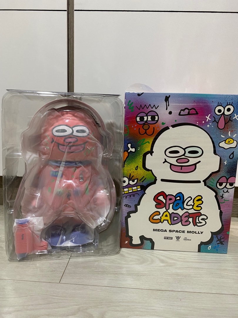 POP MART Mega Space Molly Space Cadets Puff 400%, Hobbies & Toys, Toys ...