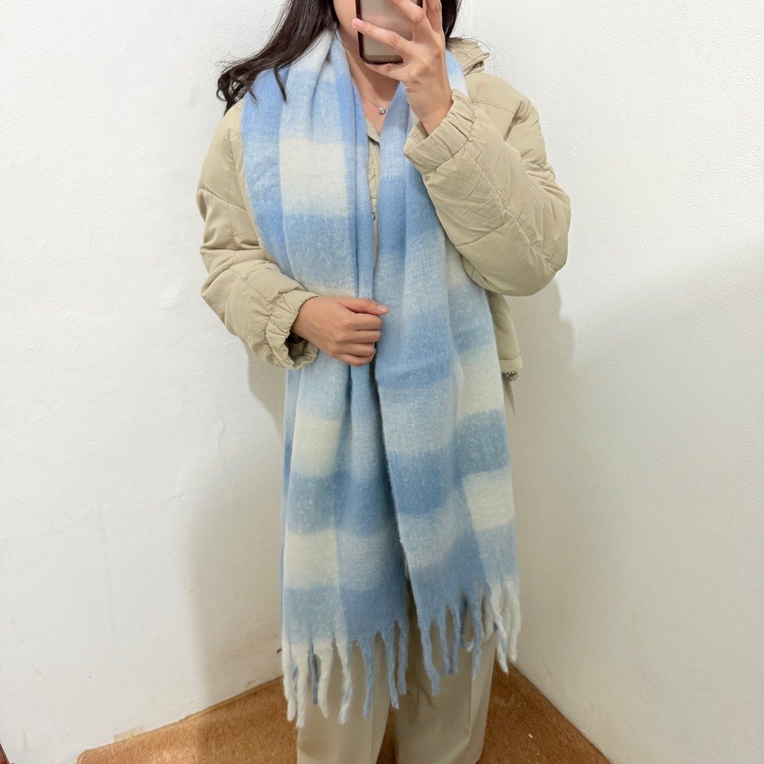 Winter scarf - syal, Fesyen Wanita, Muslim Fashion, Syal di Carousell