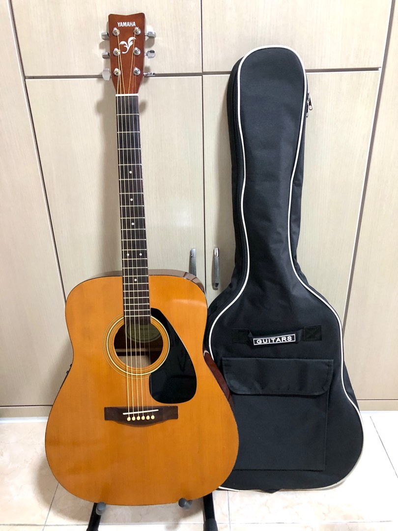 Yamaha FX310 Electric Acoustic Guitar, Hobbies & Toys, Musical ...