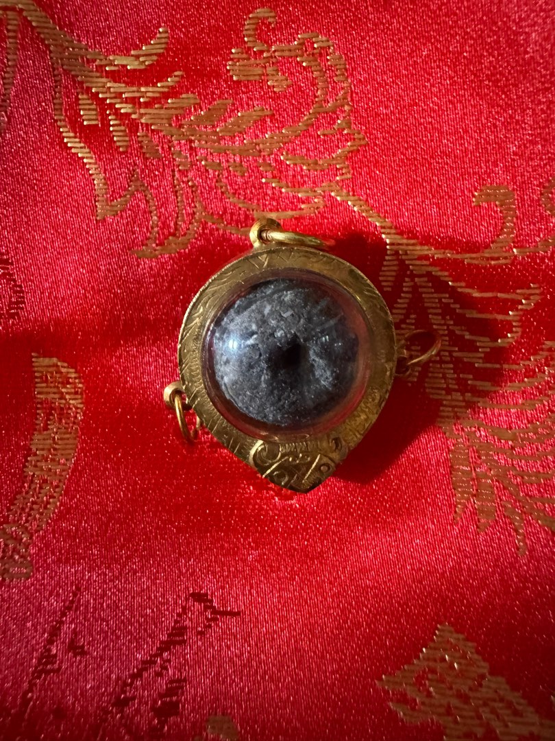 Archan Pleng Loop Om, Hobbies & Toys, Religious Items on Carousell