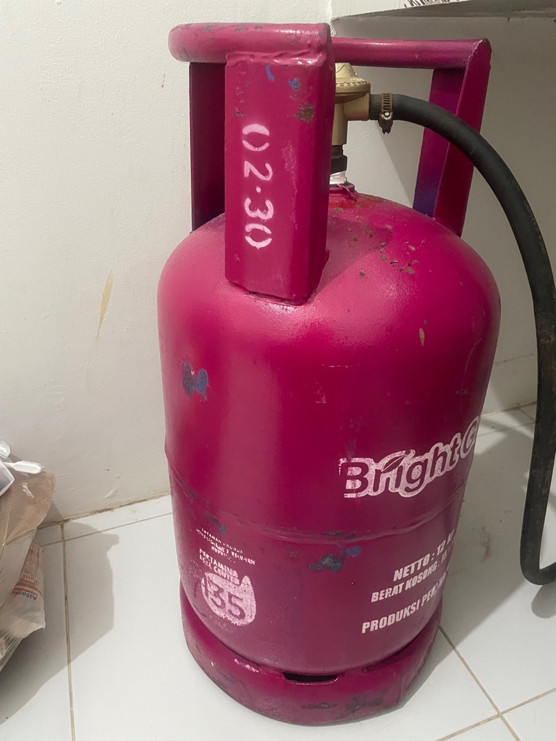 Gas LPG 12Kg masih full isinya, Perabotan Rumah di Carousell
