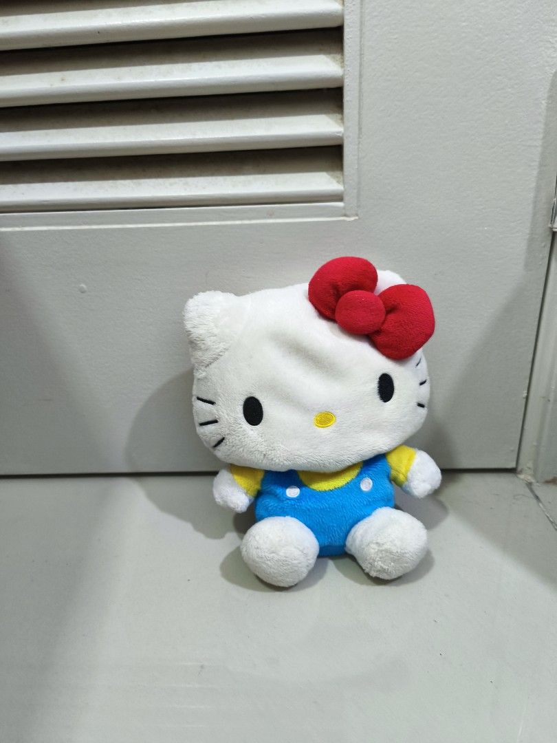 Hello Kitty Soft Toy, Hobbies & Toys, Toys & Games on Carousell