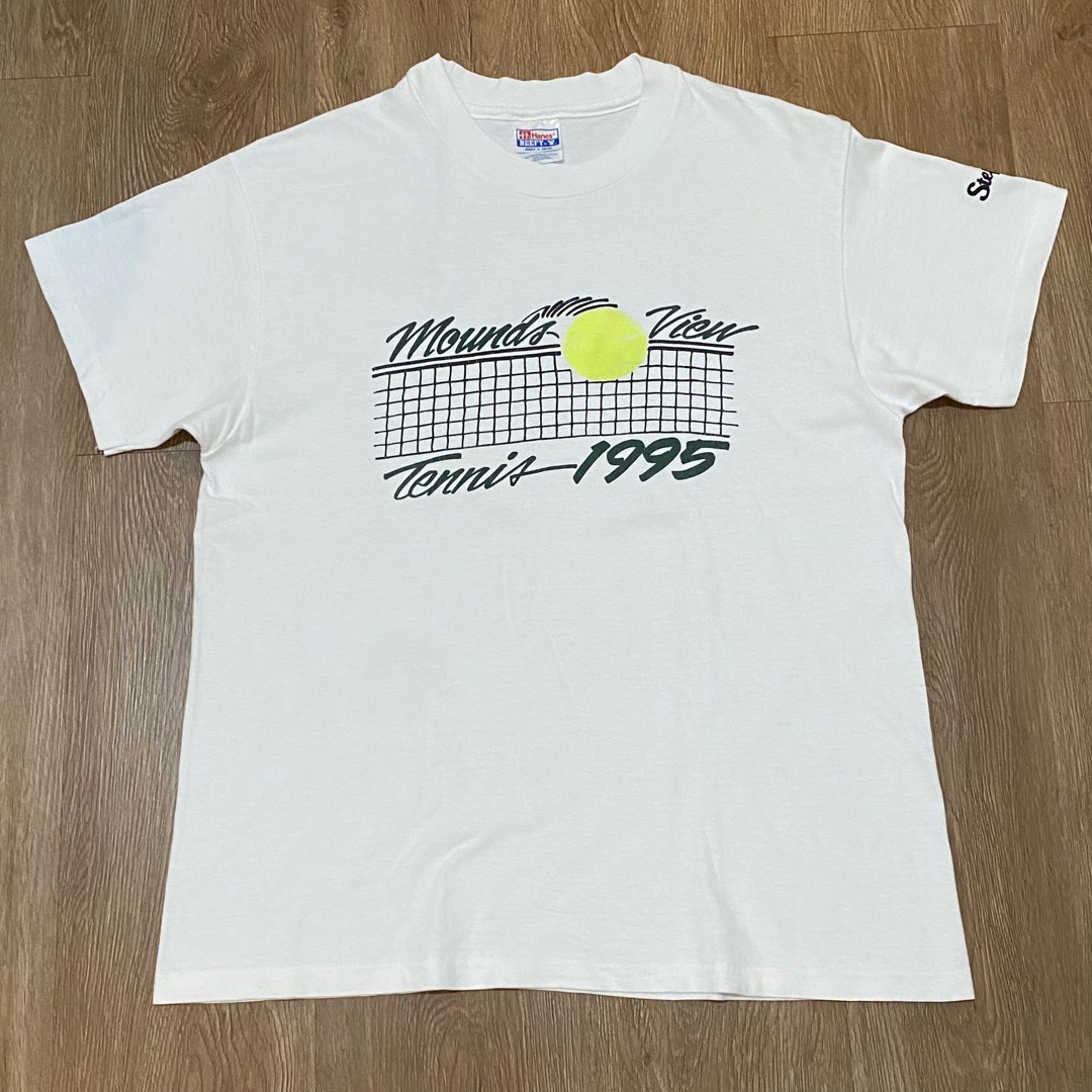 vintage art t-shirt mount view tennis 1995 hanes beefy, Fesyen Pria, Pakaian , Atasan di Carousell