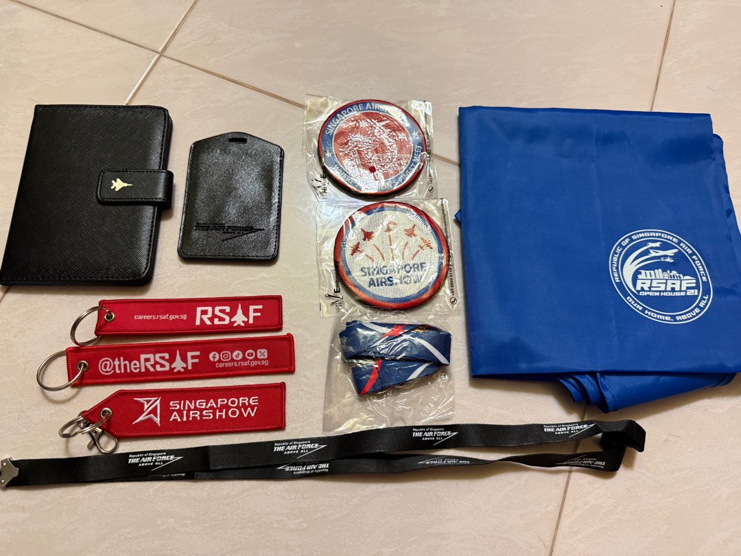 RSAF and Singapore Airshow Merchandise, Hobbies & Toys, Travel, Travel ...