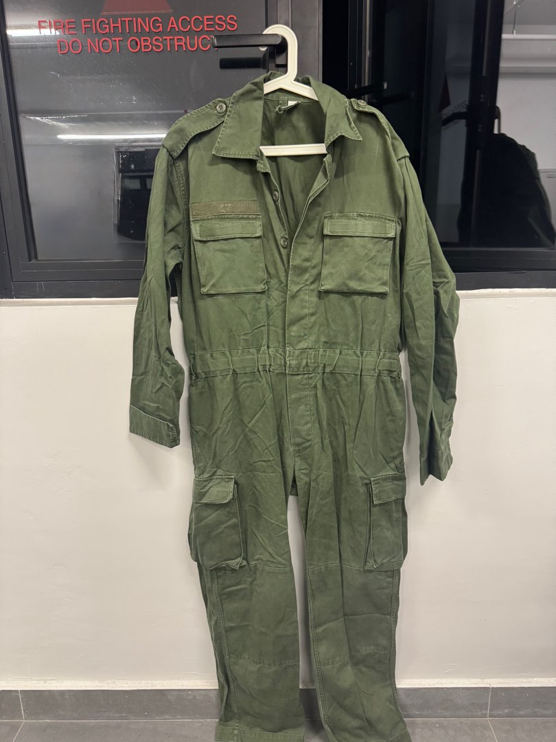SAF Vintage Green Coverall Jumpsuit - XL, Men's Fashion, Coats, Jackets ...