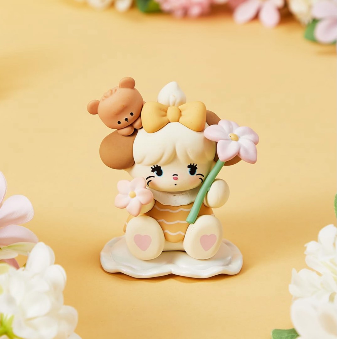 [SALE] Miniso Mikko Flower Series - Souffle (Graveyard Plant), Hobbies ...