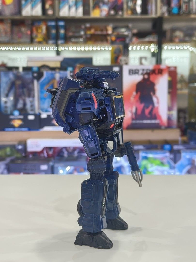 Transformers Reactivate Deluxe Soundwave, Hobbies & Toys, Toys & Games ...