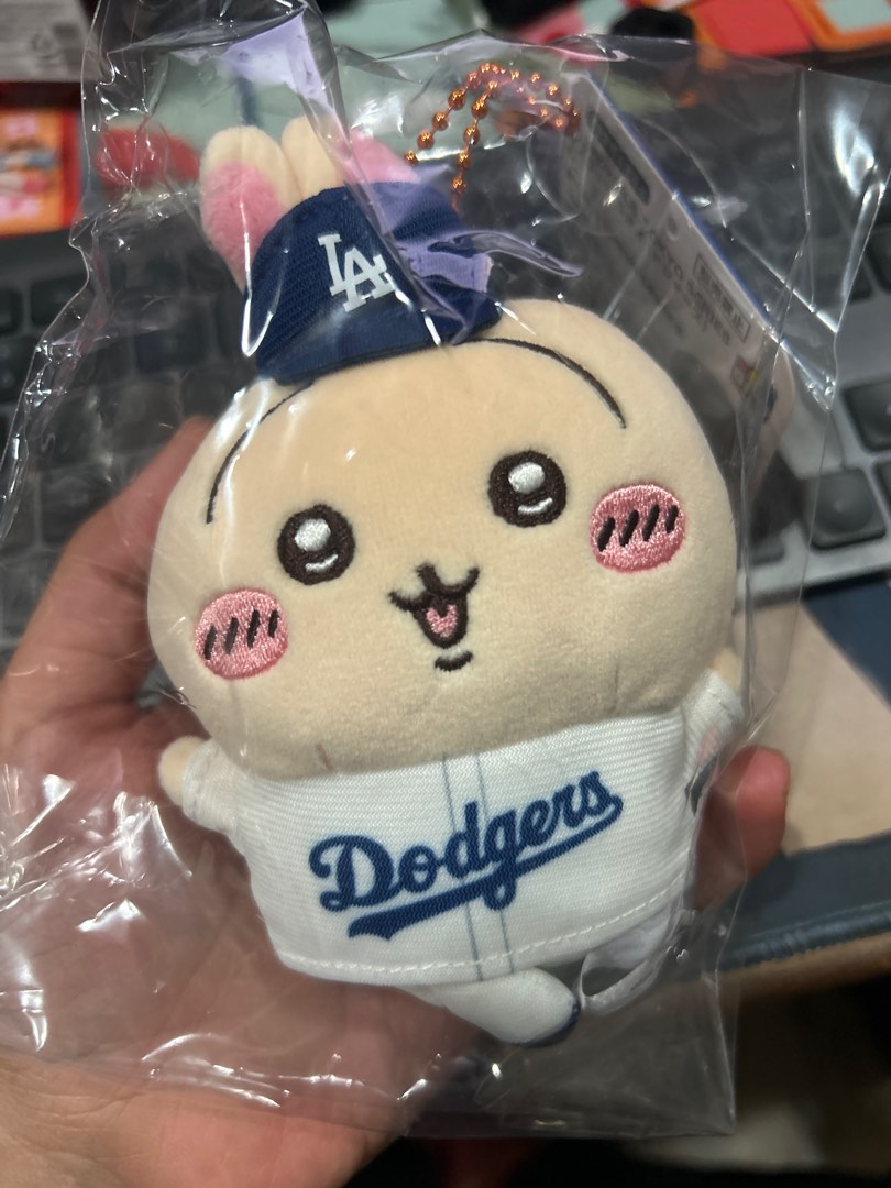 (Usagi) Chikawa x MLB Tokyo Series Dodgers Plushie, Hobbies & Toys ...