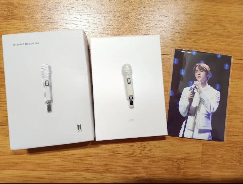 BTS Hybe Insight Jin Mic Badge w/PC, Hobbies & Toys, Memorabilia ...