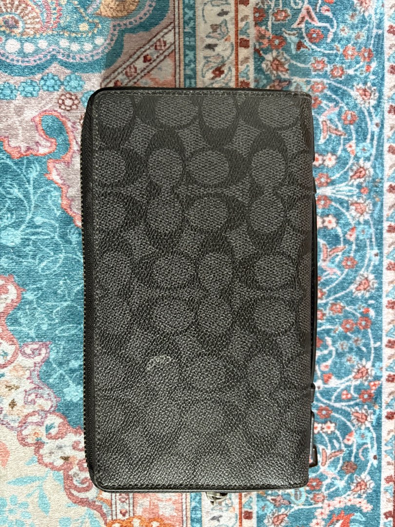 Coach Signature Zip Around Wallet, Luxury, Bags & Wallets on Carousell