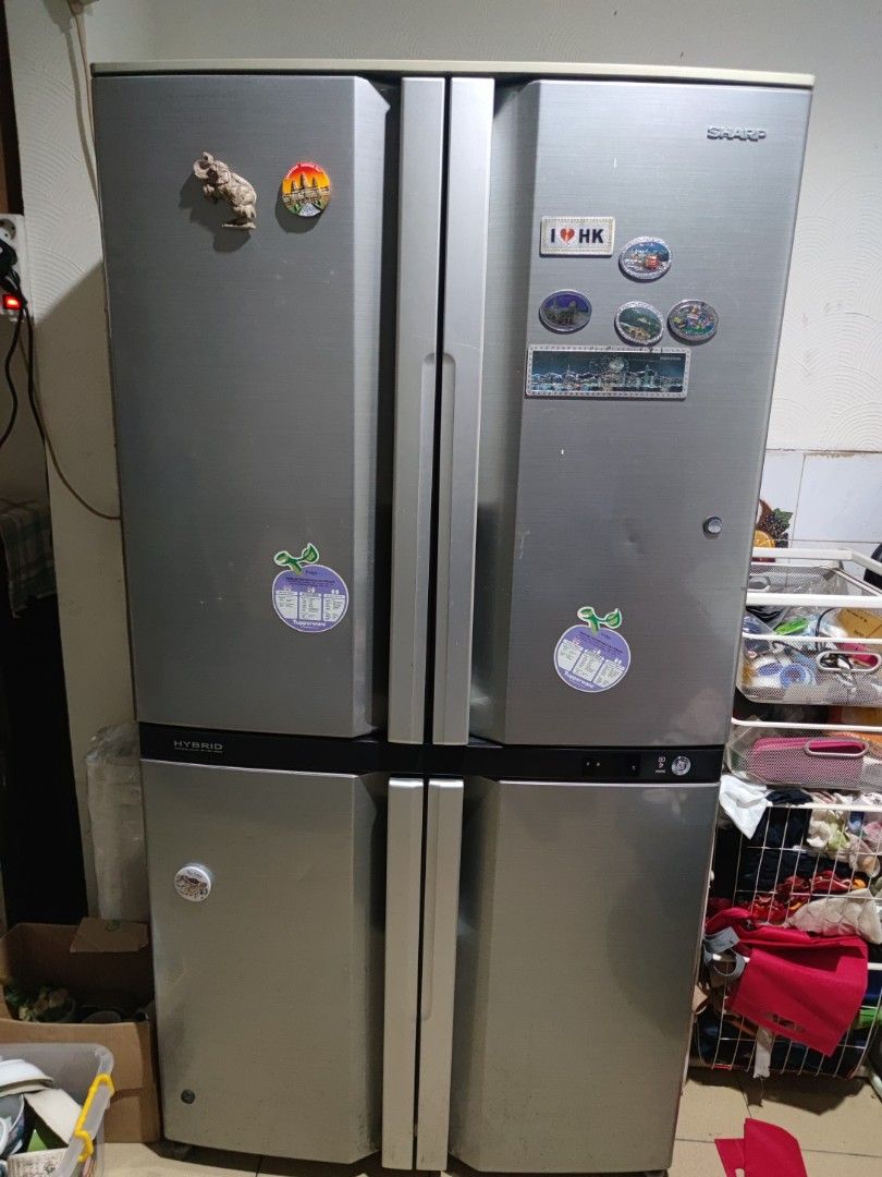 Kulkas 4 pintu sharp, Elektronik, Lainnya di Carousell