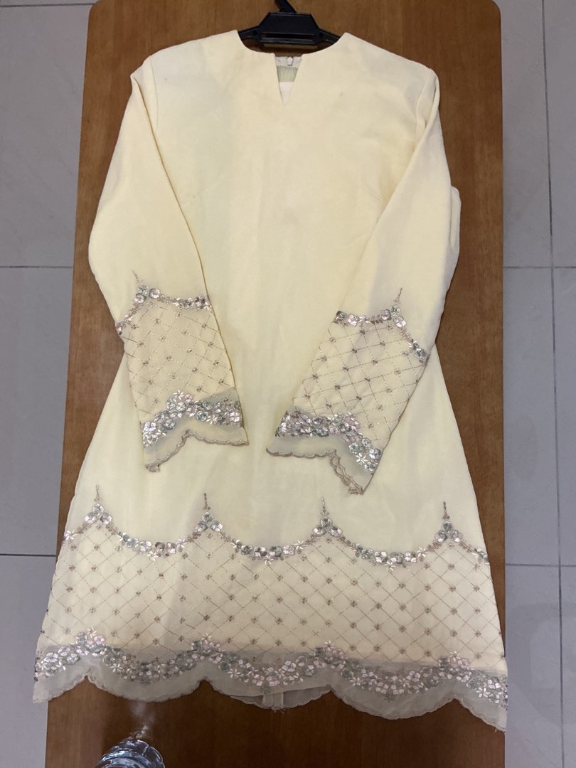 LIGHT YELLOW WANZAR KURUNG SET, Women's Fashion, Muslimah Fashion, Baju ...
