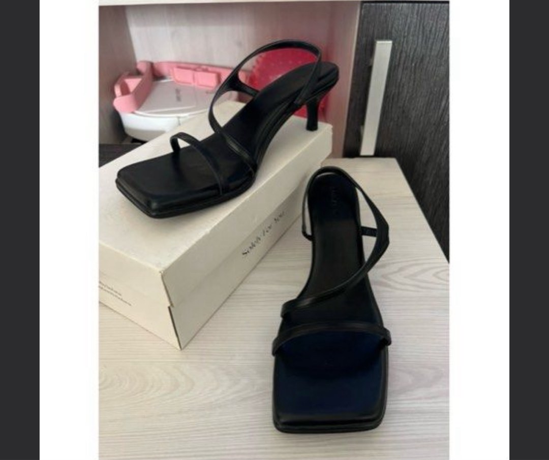 NEW! perrie heels bysolane, Fesyen Wanita, Sepatu di Carousell