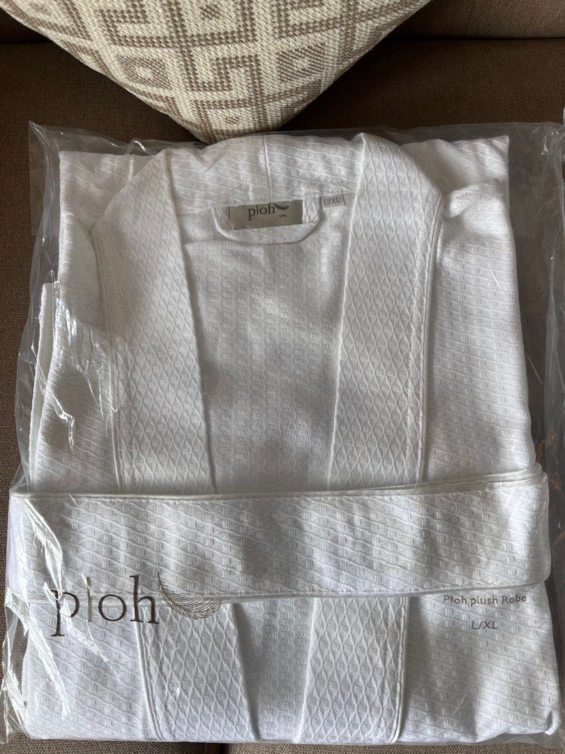 Ploh Spa Yukata Robe, Babies & Kids, Bathing & Changing, Bathtub & Bath ...