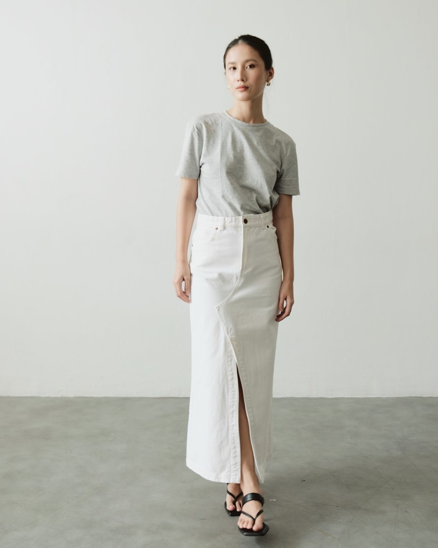 POSH THE LABEL - Austin White Denim Skirt Size M, Fesyen Wanita ...