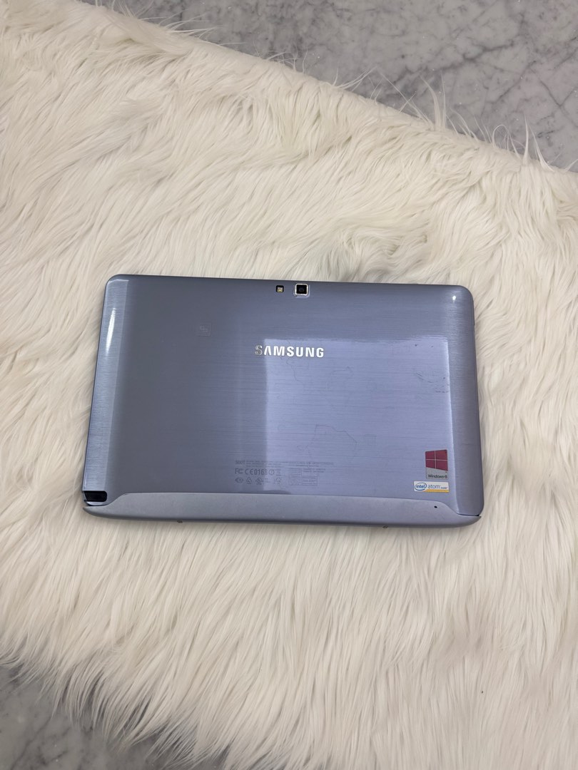 Samsung ATIV Smart PC 500T (Atom Z2760, 2GB RAM, 64GB eMMC), Telepon ...