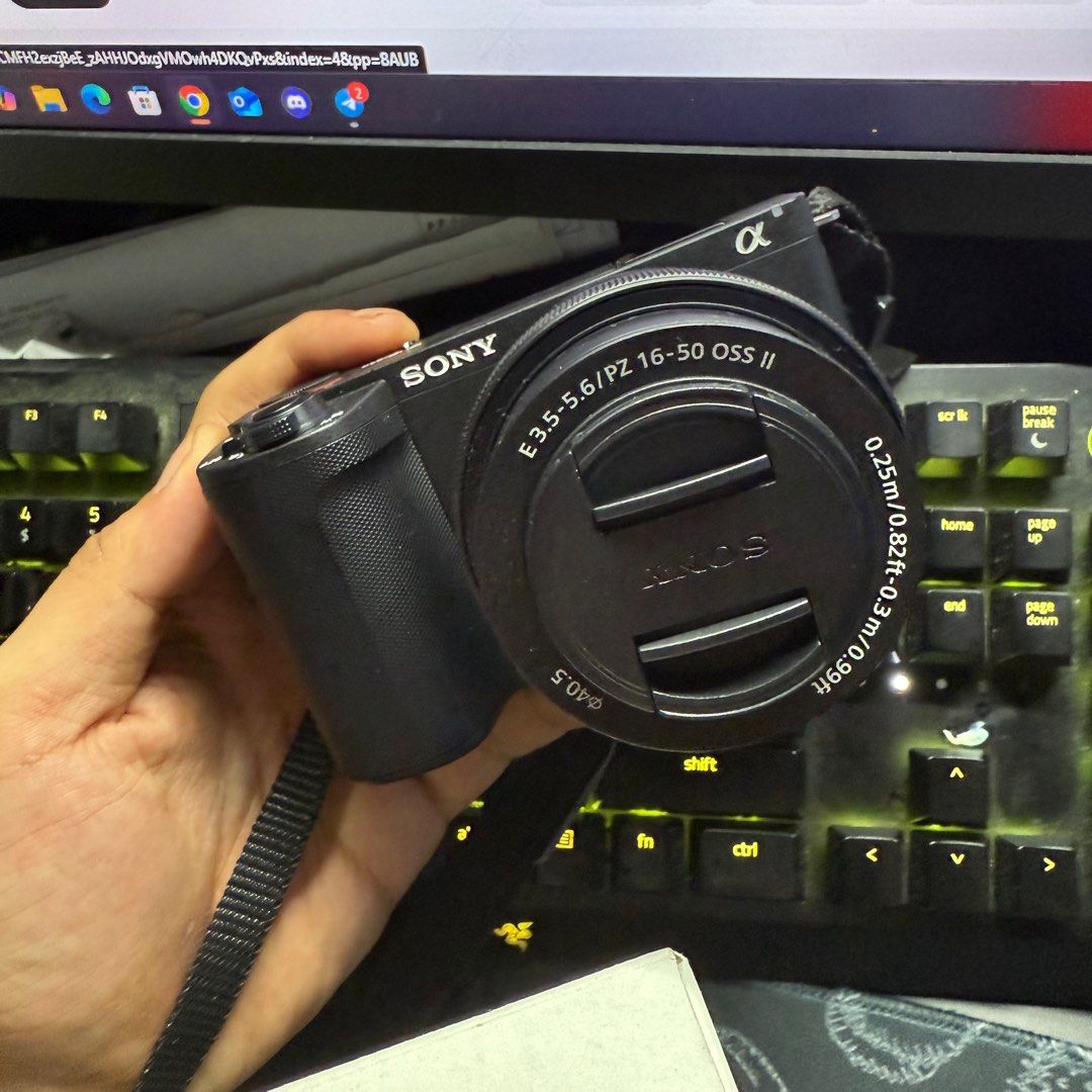 SONY ZV-E10 MK II M2 with 16-50mm lens kit 7 months old only ...