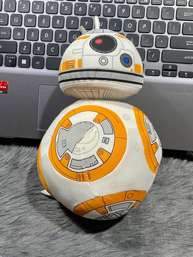 Star Wars Bb8 droid talking plush (battery operated), Hobbies & Toys ...