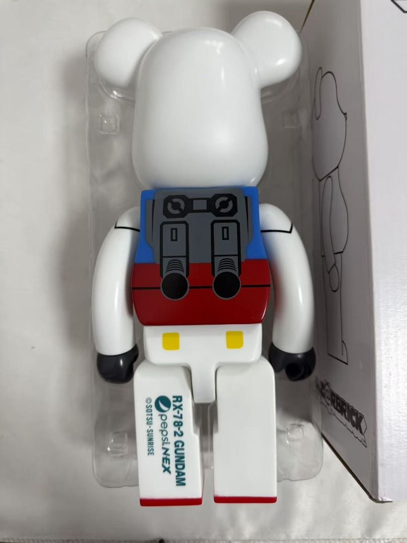 【全新正貨 特價出售】BEARBRICK 積木熊 pepsi nex 機動戰士高達 暴力熊400%, 興趣及遊戲, 玩具 & 遊戲類 - Carousell