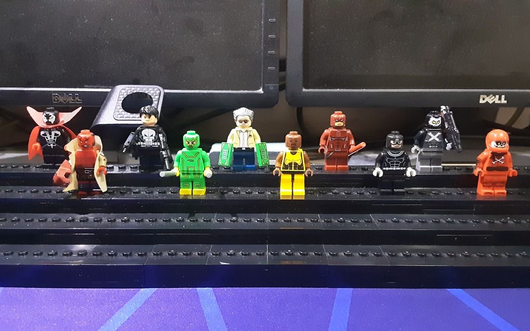 Alt-Brick Brand Street-Level Hero and Villain with Stan Lee Set ...