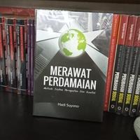 BUKU MERAWAT PERDAMAIAN METODE SISTEM PERINGATAN DINI KONFLIK - HADI, Buku & Alat Tulis, Buku di ...