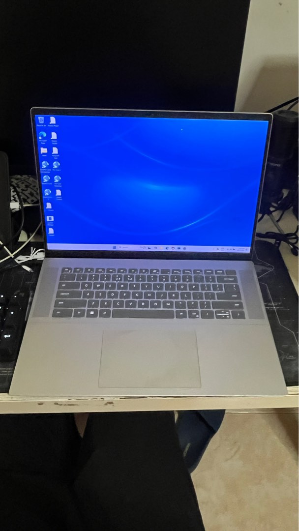 Dell Inspiron 16 ITE / Poly / Uni Laptop i7 Processor, 16GB RAM, 1TB M ...