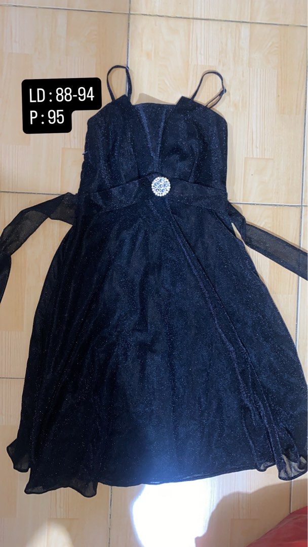 Dress glitter formal pesta, Fesyen Wanita, Pakaian Wanita, Gaun & Rok ...