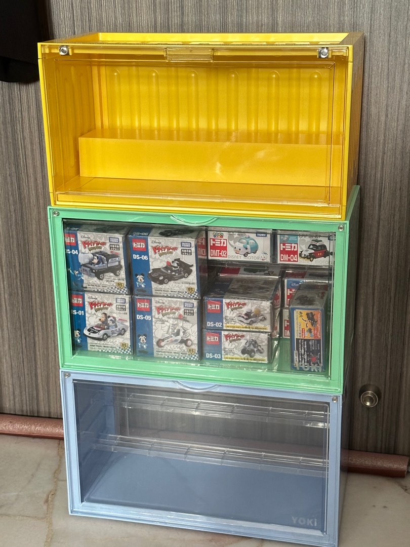 Figuring Display Box, Furniture & Home Living, Home Improvement ...