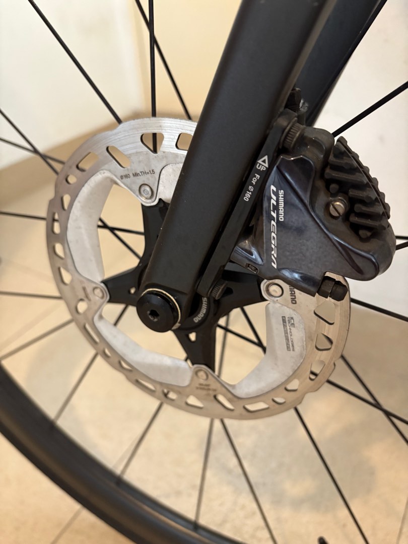Giant TCR Advanced 1 Disc Road Bike (with upgraded SLR 1 wheelset ...