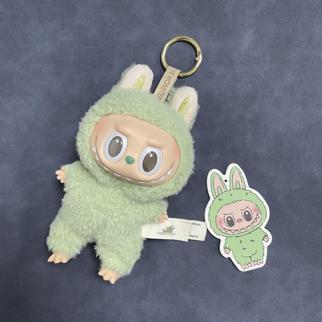 Labubu Green Grape, 興趣及遊戲, 玩具 & 遊戲類 - Carousell